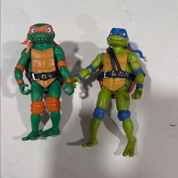 Toys | Tmnt Action Figures Green And Orange Playset | Poshmark